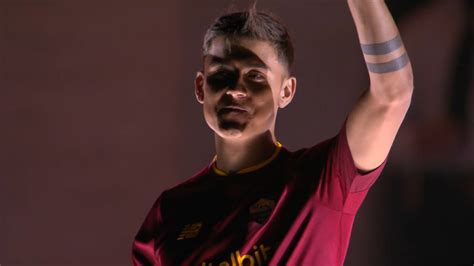 Dybala Show Al Colosseo Quadrato Ecco Il Daje Roma Davanti A 10mila