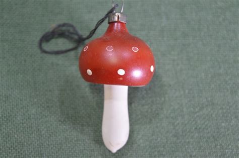 Купить Игрушка елочная новогодняя Гриб грибочек Мухомор Стекло подвес СССР в интернет