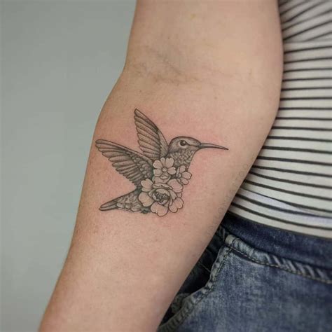 50 Stunning Hummingbird Tattoo Design Ideas And What They Mean