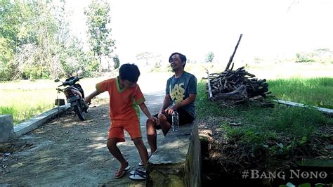 Viral Terbaru Dimasukin Botol Viral Anting Unik Dengan Bentuk Tutup Botol Ini Dijual