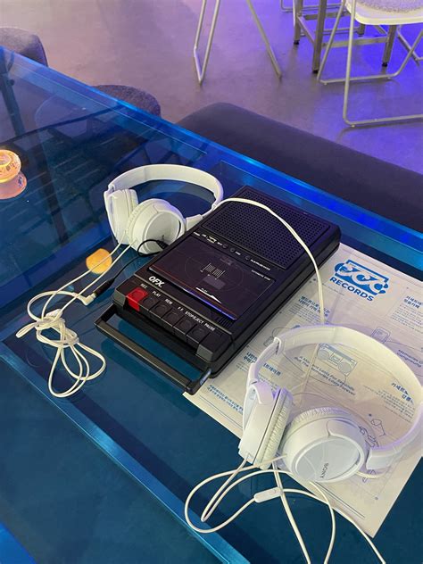 Design 공공프리즘