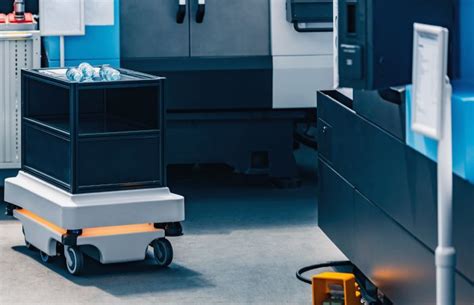 New Safety Standard Addresses Integration Of Industrial Mobile Robots MetalForming Magazine