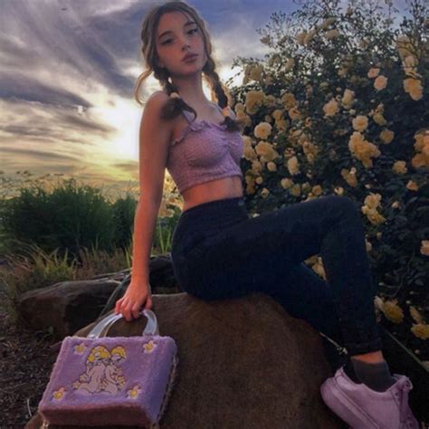 Pin de Kim Vasíliev em Violet