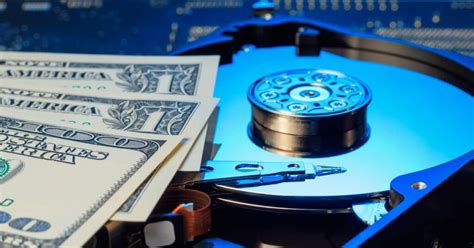 Navigating Hardware Refresh Cycles In The Data Center Horizon