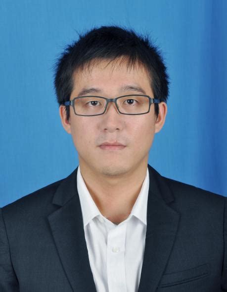 中兴通讯出席第二届高端电子陶瓷产业高峰论坛并作MLCC在5G基站的应用及可靠性评估方法演讲 CMPE 艾邦第七届精密陶瓷产业链展览会