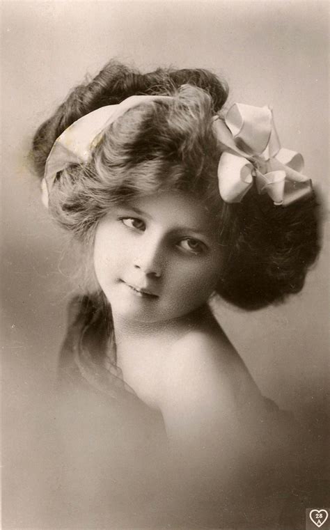 Vintage Girly Photography