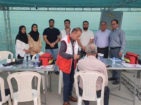 همایش بزرگ پیاده روی خانوادگی بمناسبت روز دختر در بندرعباس برگزار شد