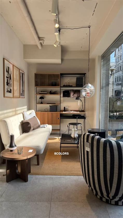 8colors 에잇컬러스 이달의 컬러 Forest Green 짙푸른 여름 빛 포레스트 그린 Forest Green🌳 여름의 컬러 하면 드넓은 바다의 블루가