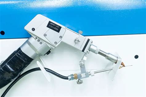 핸드헬드 레이저 용접기 Machinemfg