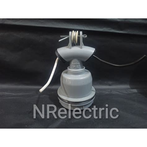 Jual Fitting Besi Fiting Keramik E27 Gantung Shopee Indonesia