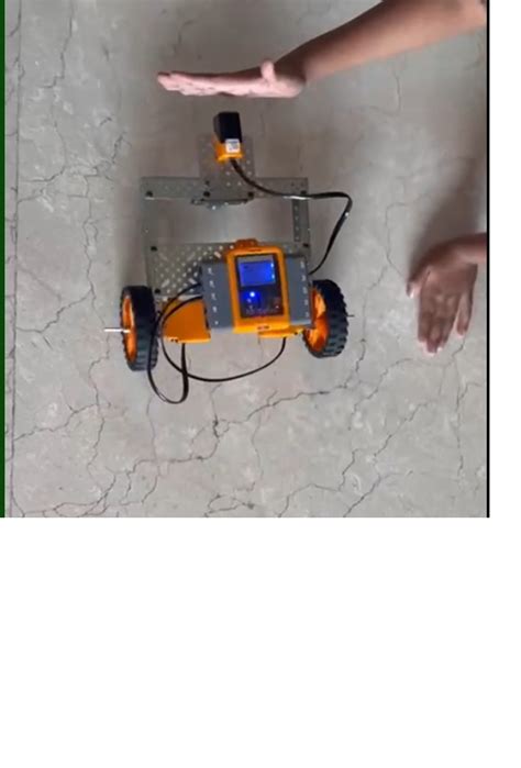 hand following robot avishkaar project