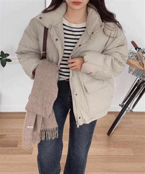 오버핏 패딩 점퍼 스트링 박시 웰론 경량 포켓 겨울 에이블리