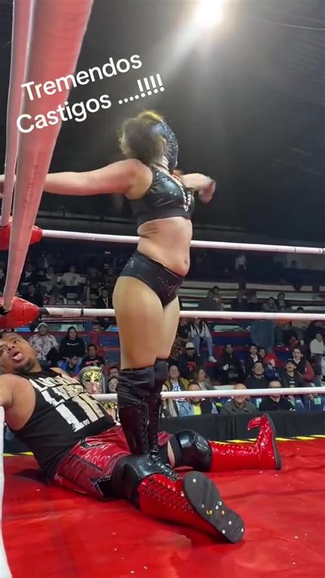 Wrestling Stink Face Video 2