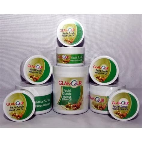 Glamour Walnut Olive Oil Scrub Herbal And Mineral Cream Uv Blocking