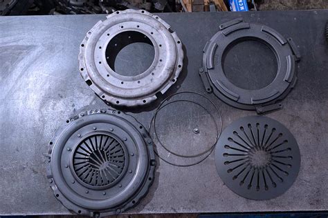 Услуге Ремонт делова и склопова за возила Компанија Марчетић