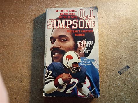 Oj Simpson Footballs Greatest Runner Soft Cover Book 1974 John