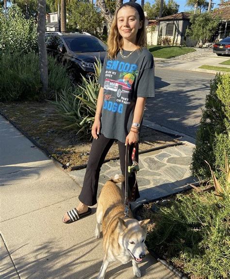 Genevieve Hannelius Feet