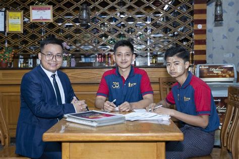 Myanmarrestaurant Dr Myo Thwin Ko