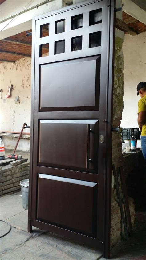 9 Ideas De Puerta De Herreria Diseño De Puertas Modernas Diseño De