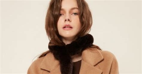 플라스틱 아일랜드 에브리 코트 겨울 패션 아이템 등극