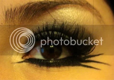 Cat Eye Makeup For Halloween