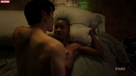 Голая Андреа Бордо в Run The World