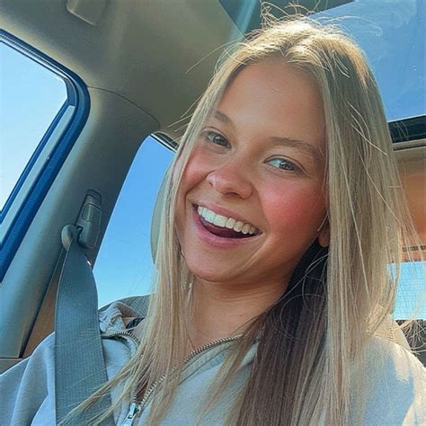 Lexi Knight Receptionist Houston And Associates Insurance Company