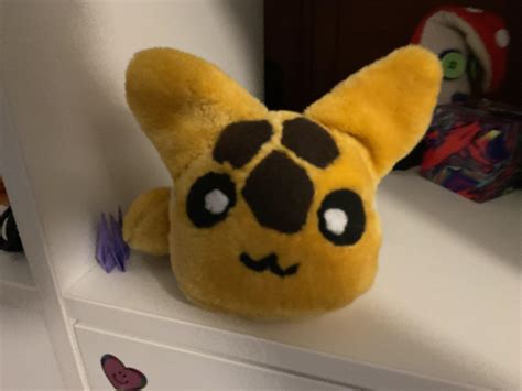 Honey Tabby Largo Plush R Slimerancher