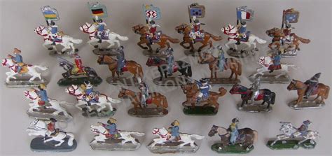 ΜΟΥΣΕΙΟ ΠΑΙΔΙΚΩΝ ΑΝΑΜΝΗΣΕΩΝ ΒΑΒΑΤΣΗΣ ΣΤΡΑΤΙΩΤΑΚΙΑ ΟΠΛΑΚΙΑ ΠΟΛΕΜΙΚΑ ΠΑΙΧΝΙΔΙΑ ΑΓΟΡΙΩΝ