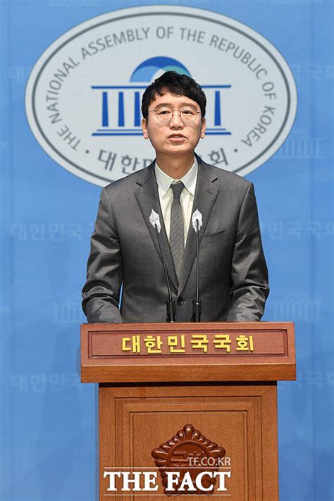 김웅 국민의힘 민주적 정당 아냐 22대 총선 불출마 선언 Tf사진관 포토 기사 더팩트