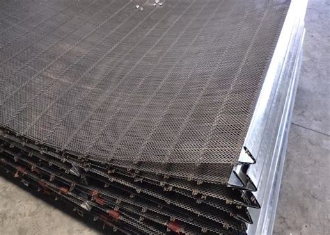 1 5m X 1 95m 4mm Vibrating Screen Mesh In Mineral Processing
