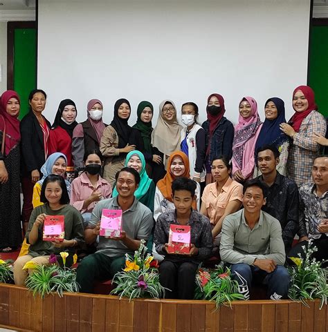 បណ្ដាញសហគ្រិនស្រ្ដីវ័យក្មេងខេត្តកំពត Krong Kampot