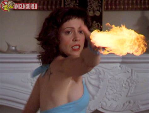 Naked Alyssa Milano In Charmed Naked Alyssa Milano In Charmed