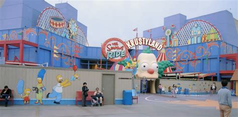 Behind The Thrills Universal Studios Hollywood 12514 Despicable