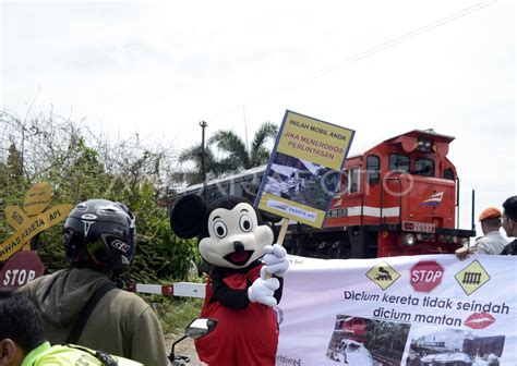 Sosialisasi Keselamatan Perjalanan Kerata Api Antara Foto