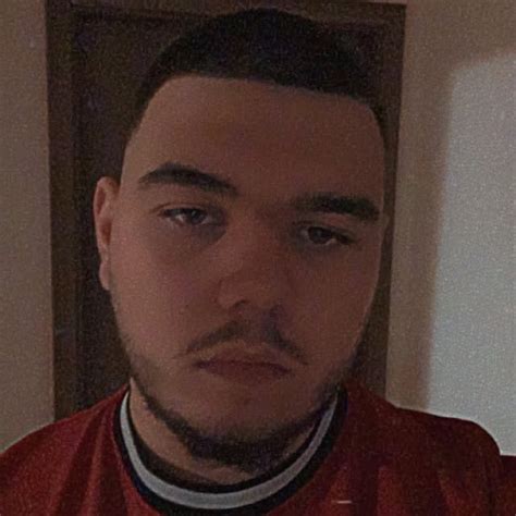 Musat Razvan Cristian Razvan Gef • Threads Say More