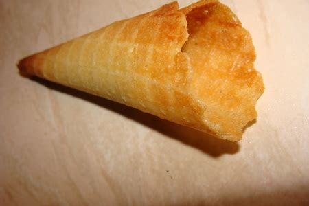 Трубочки вафельные всё будет в шоколаде - пошаговый рецепт с фото