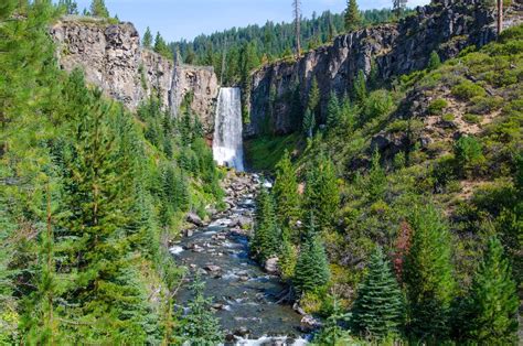 9 Awesome Things To Do In Bend Oregon Including A Map Smith Rock State Park Hiking Spots Trip