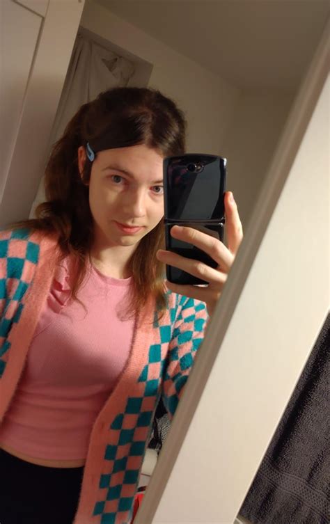 Still Cute Without Makeup Rmtfashion