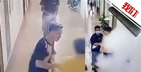 南方科技大学一化学实验室起火 视频拍下一博士后头顶火苗冲出 腾讯新闻