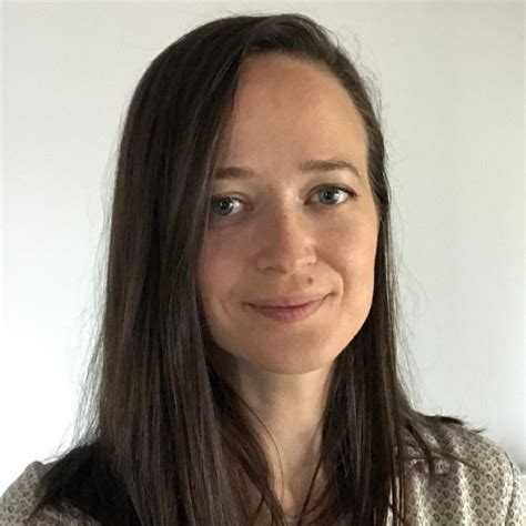 Laura Manea Master Data Analyst Sig Group Linkedin