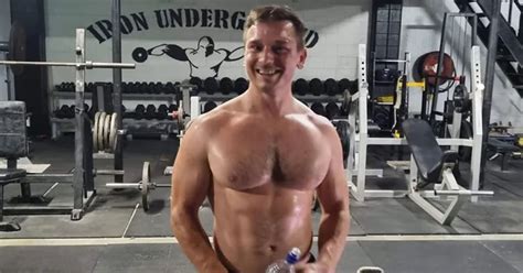 Australias Lucas Helmke Breaks World Record For Push Ups In One Hour Sports Illustrated