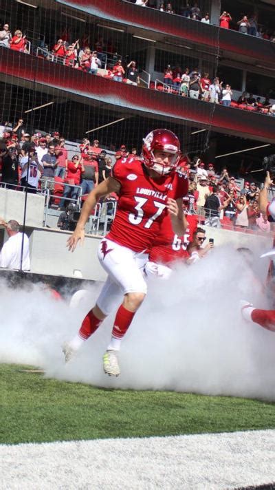 Champaign Native Chalifoux Happy With Role At Louisville After Joining