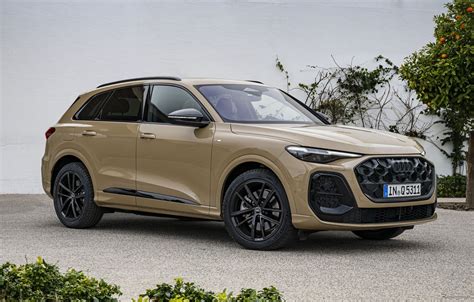 アウディ新型「q5」発表！人気のミッドサイズsuvがフルモデルチェンジ カーナリズム