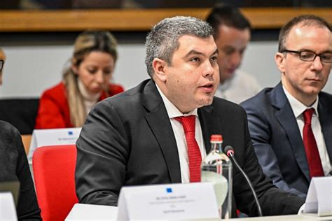 МАРИЧИЌ МИЦКОСКИ ПО АМБАСАДИ ВЕТУВА УСТАВНИ ИЗМЕНИ АКО ДОЈДЕ НА ВЛАСТ НАРОДЕН ГЛАС