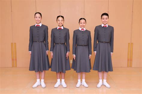 宝塚音楽学校111期入学式「お客さまの心に花火を打ち上げられるような華やかな娘役に」 宝塚写真ニュース 日刊スポーツ