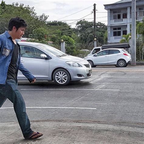 နေတိုးကိုယ်တိုင်ဆွဲထားတဲ့ ပန်ချီကားထဲက ကောင်မလေးဟာဘယ်သူဖြစ်မလဲ Myanmarload