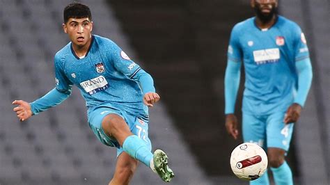 Konak Signs For Brentford On Five Year Deal Bbc Sport