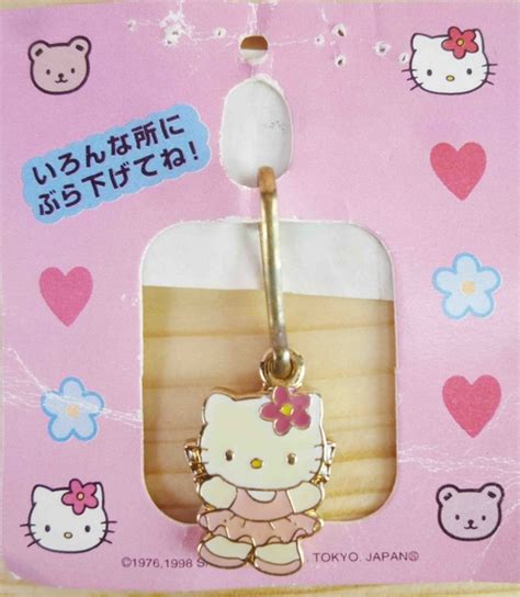【震撼精品百貨】hello Kitty 凱蒂貓~kitty吊飾拉扣 跳舞 吊飾別針 Yahoo奇摩購物中心