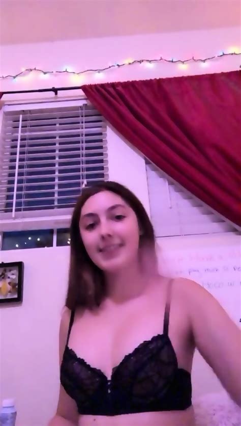 Raegan Teen Amateur Strip And Masturbate Eporner